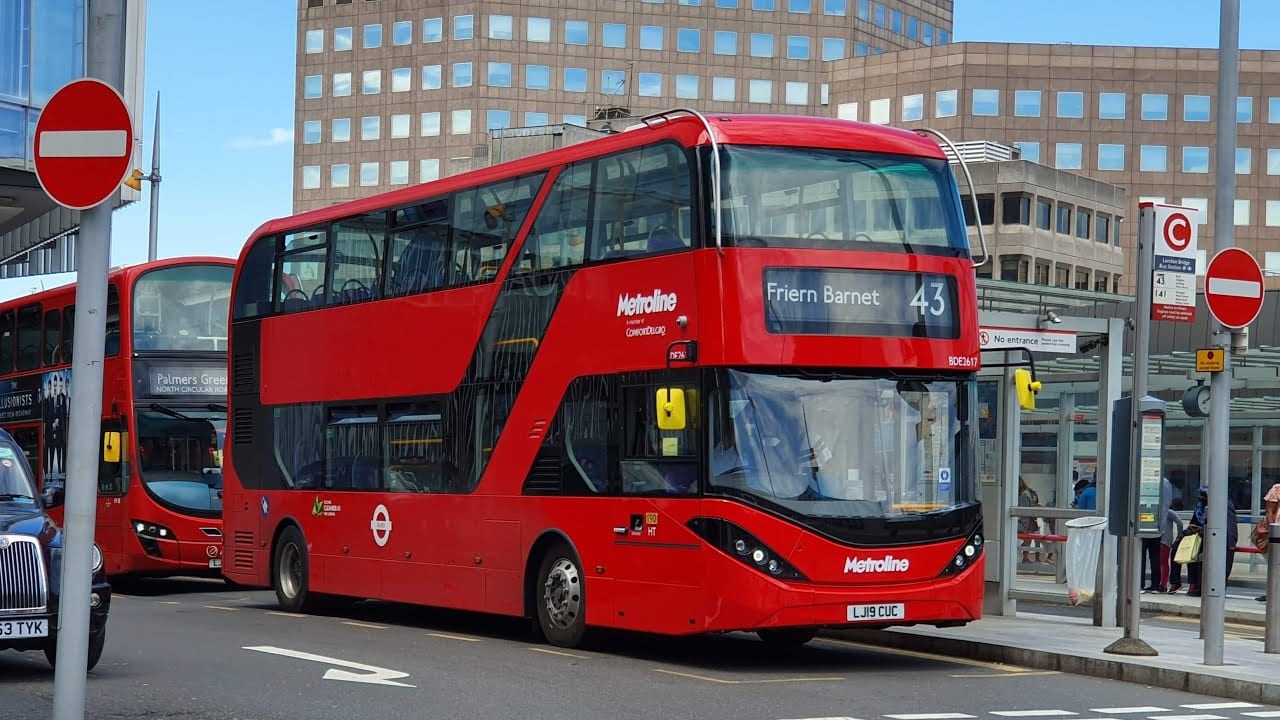 London to launch UK's first electric double-deck bus routes | CiTTi ...