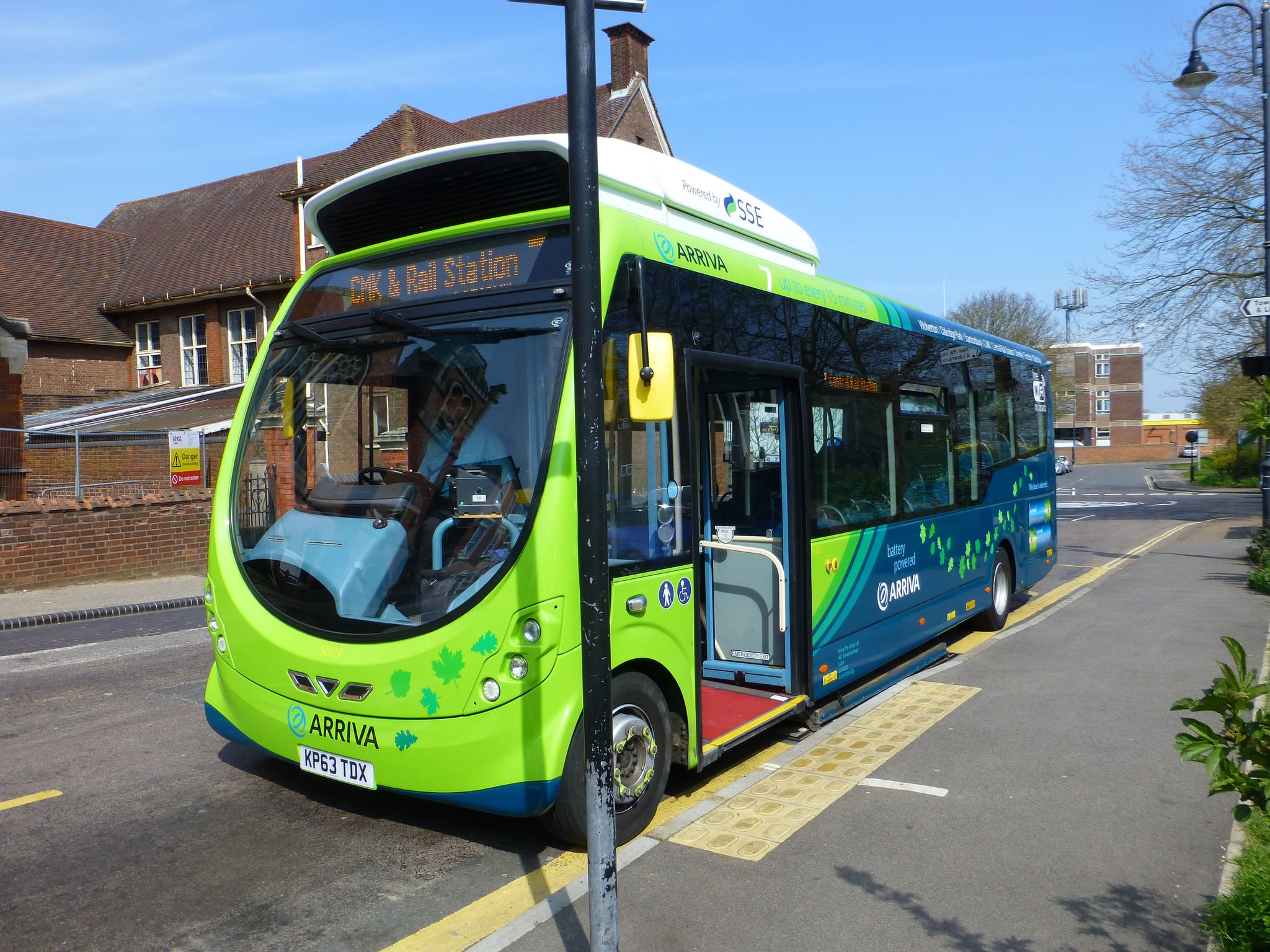 UK government to fund development of Britain's first all-electric bus ...