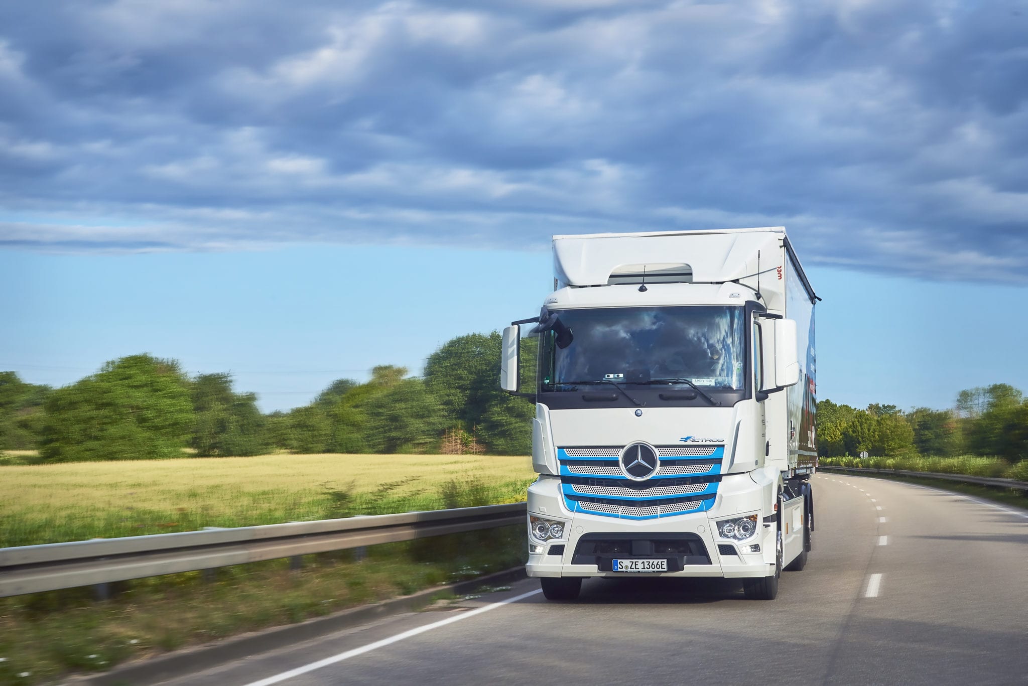 Daimler Trucks & Buses launches e-mobility ecosystem | CiTTi Magazine
