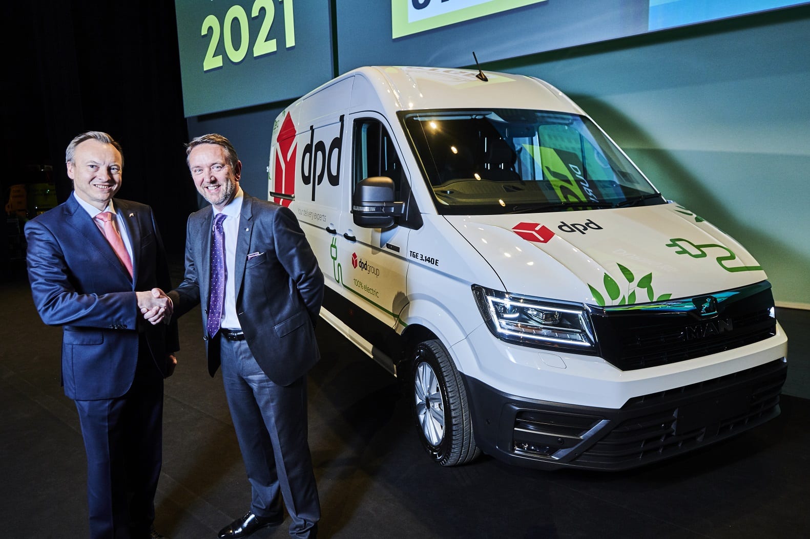 DPD boosts electric fleet with UK's first 3.5-tonne vans | CiTTi Magazine