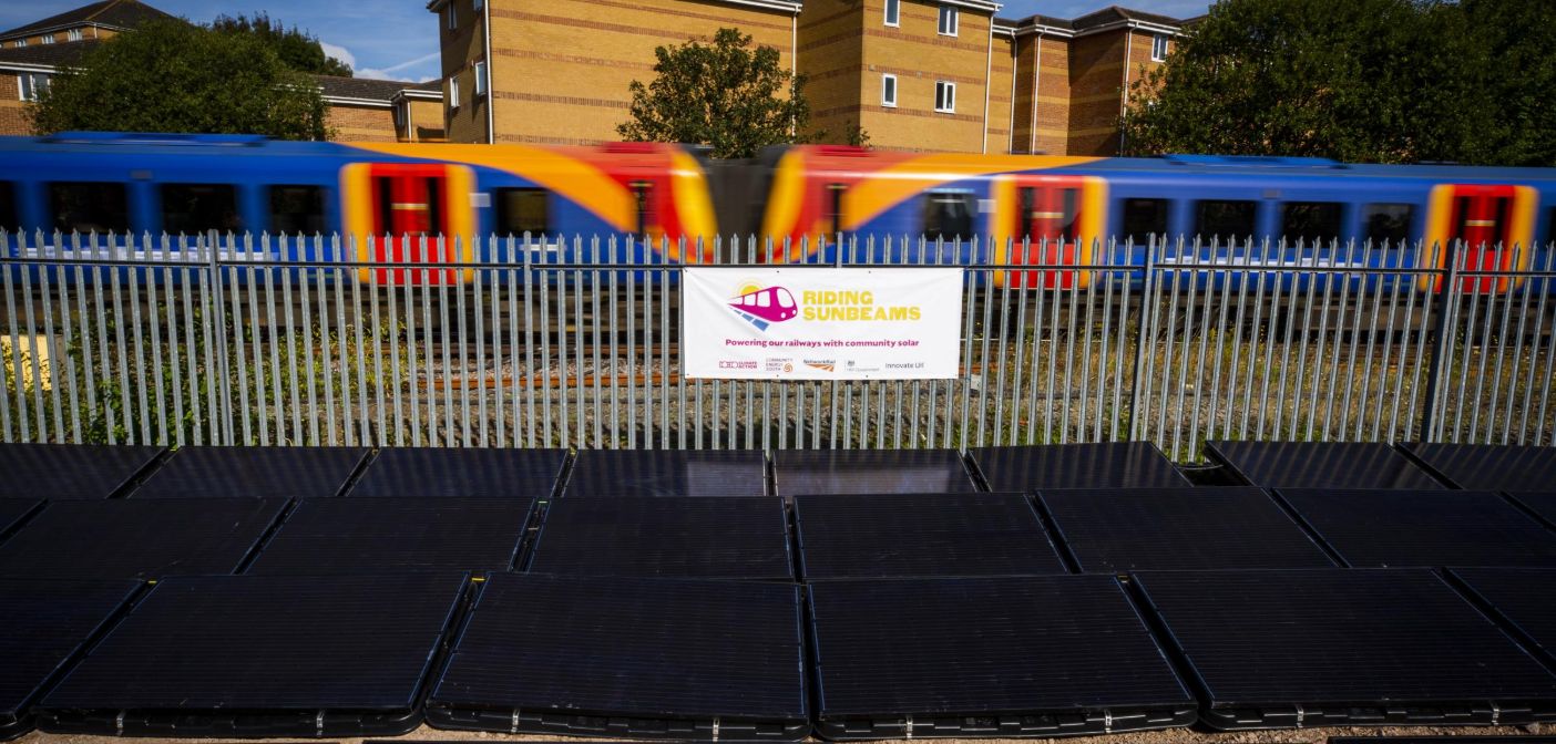 Funding boost for community solar farm built to power London mainline ...