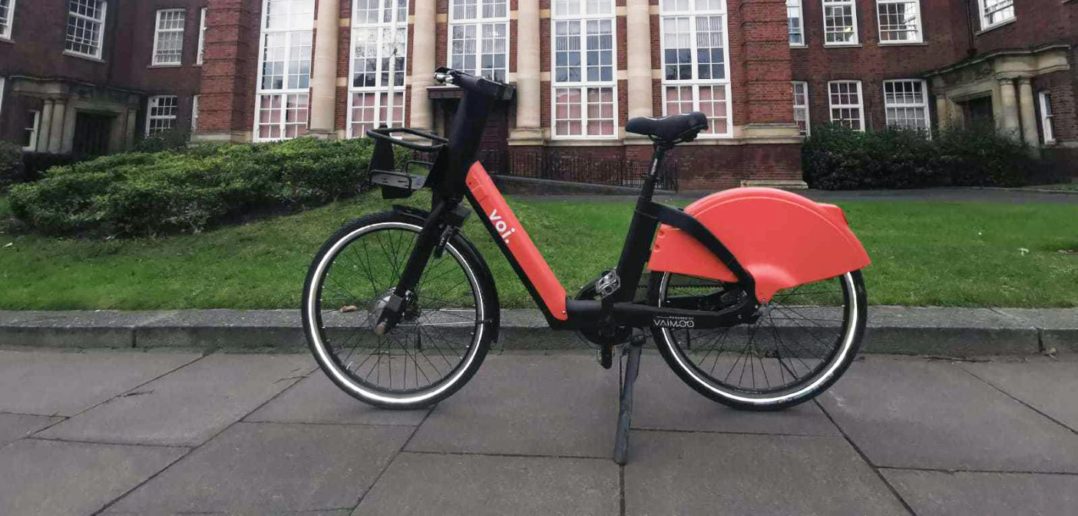 Voi adds e-bikes to three UK trial areas | CiTTi Magazine