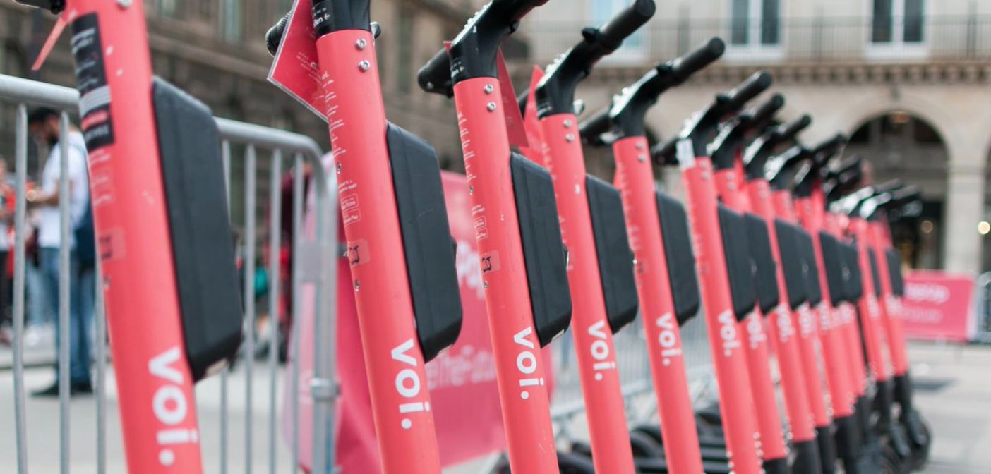 Voi adds noise to e-scooters in three UK cities | CiTTi Magazine