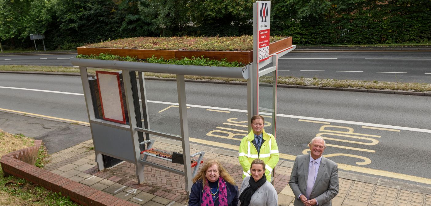 Green bus stops trialled in Halesowen | CiTTi Magazine