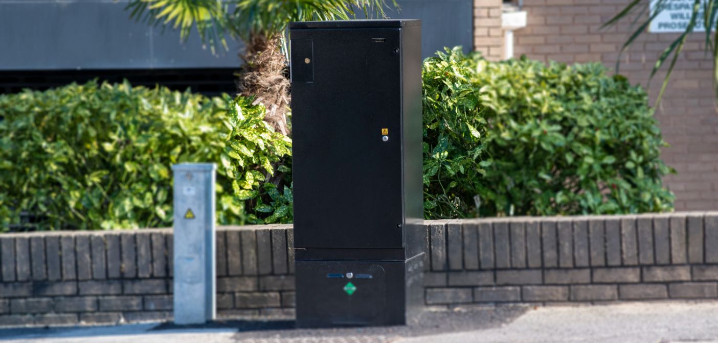 Yunex introduces traffic controllers for smaller intersections and ...