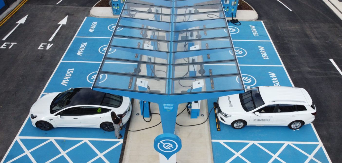 UK installations of ultra-rapid EV chargers grew 80% in 2022, data ...