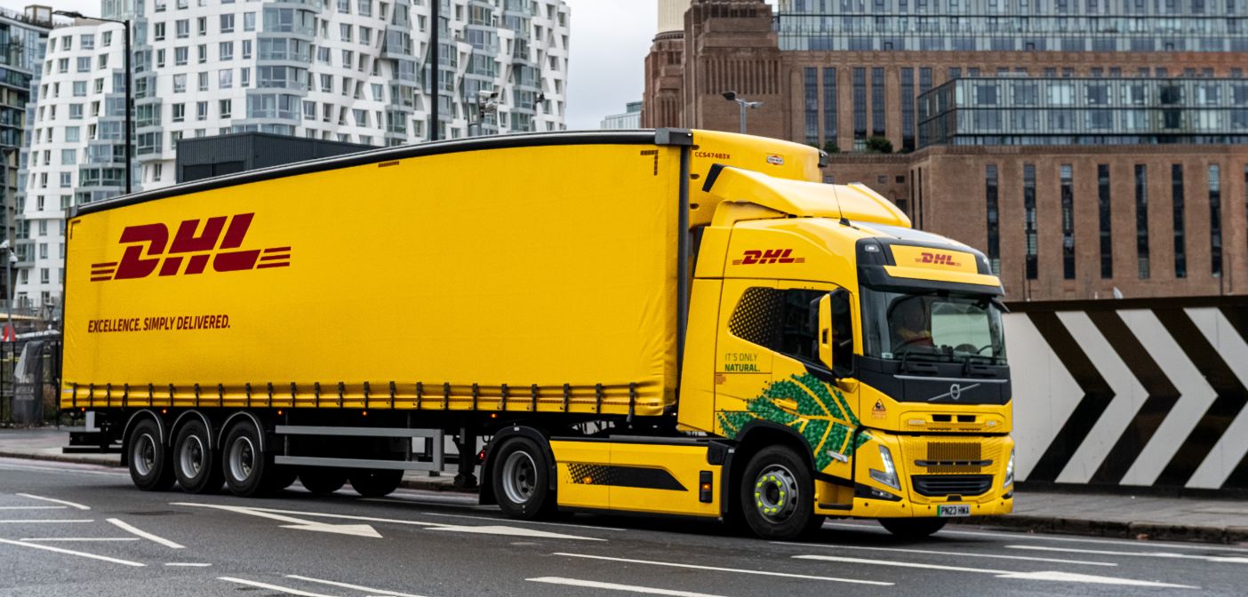 DHL Supply Chain deploys all-electric heavy duty tractor units from ...