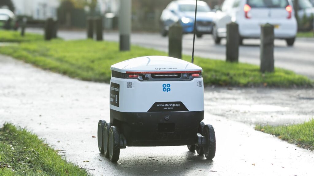 Last-mile robot delivery scheme expanded in Leeds | CiTTi Magazine