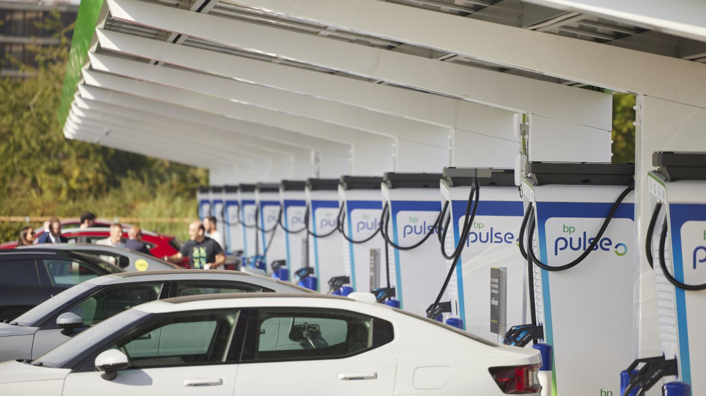 BP Pulse 'more than doubles' number of ultra-fast chargepoints in its ...