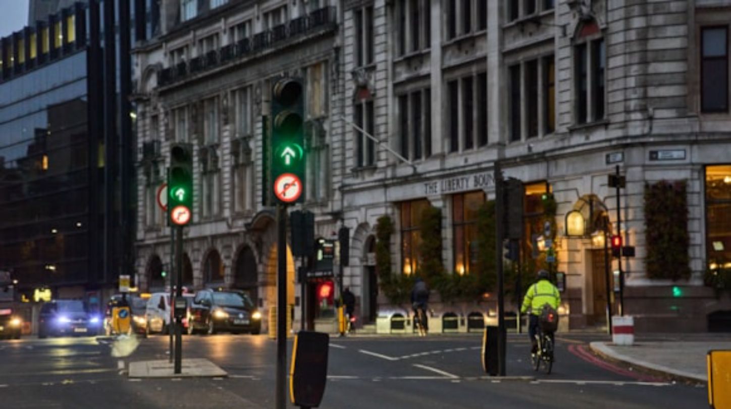 Yunex partners with TfL to upgrade London's traffic signal system ...