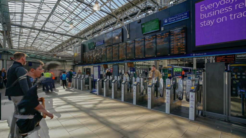 Strathclyde Transport deploys smart ticketing platform for Glasgow and ...