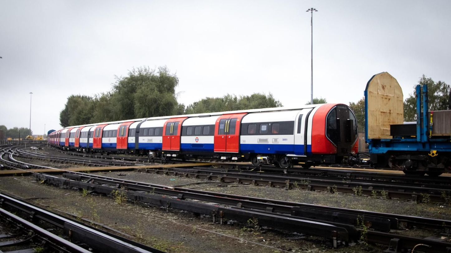 TfL welcomes first Piccadilly line test train | CiTTi Magazine