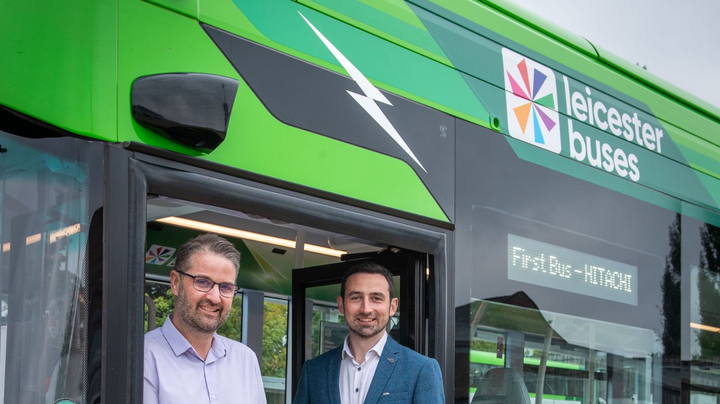 First Bus and Hitachi partner to decarbonise bus transport | CiTTi Magazine
