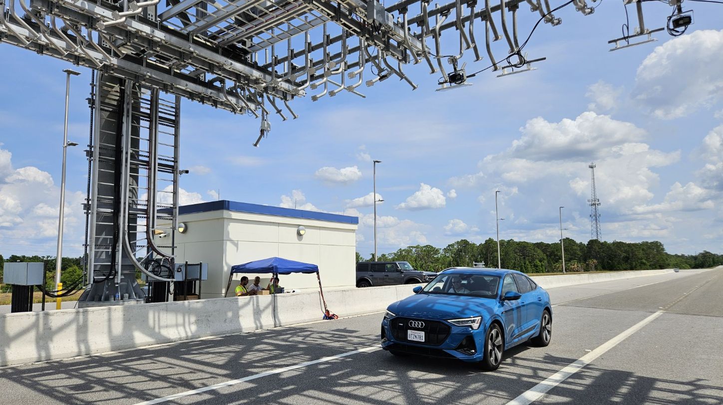 Indra, Audi and Qualcomm demonstrate C-V2X tolling technology at ...