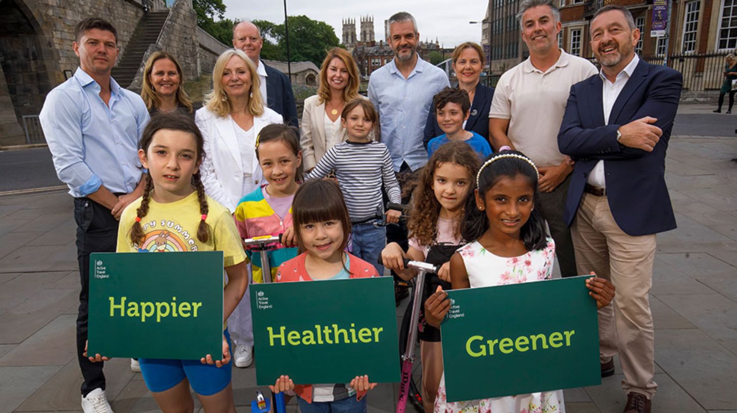 UK DfT pledges to create 3,500 mile national active travel network ...